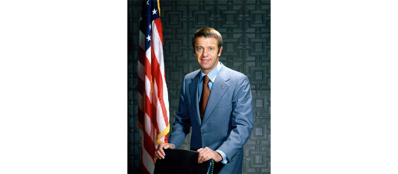 First Man – DAVE DOES HISTORY